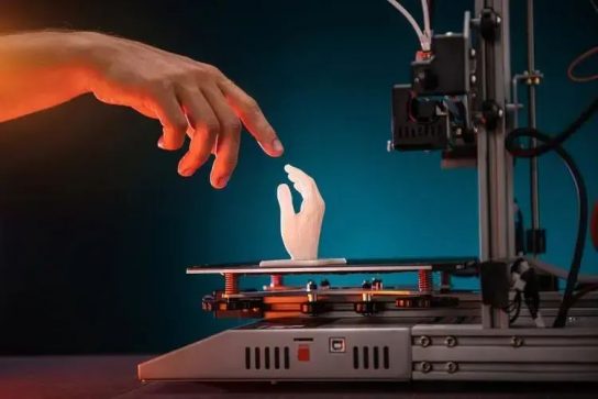 World`s initial 3D printed transparent AR screen with great flexibility